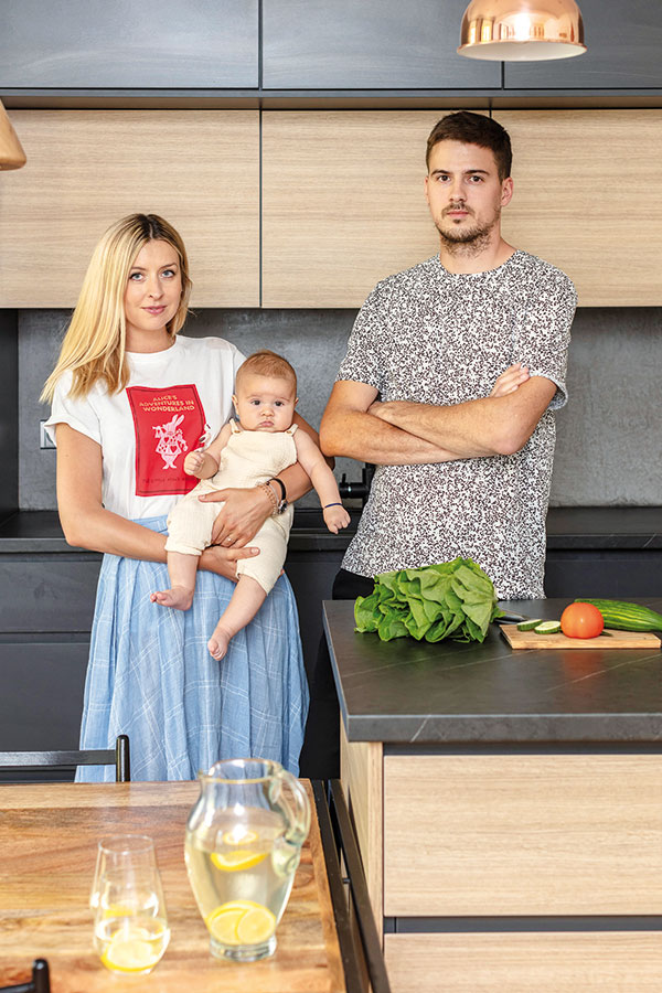 Martina je stylistka a Samuel pracuje v bance. Společně by… | HOME