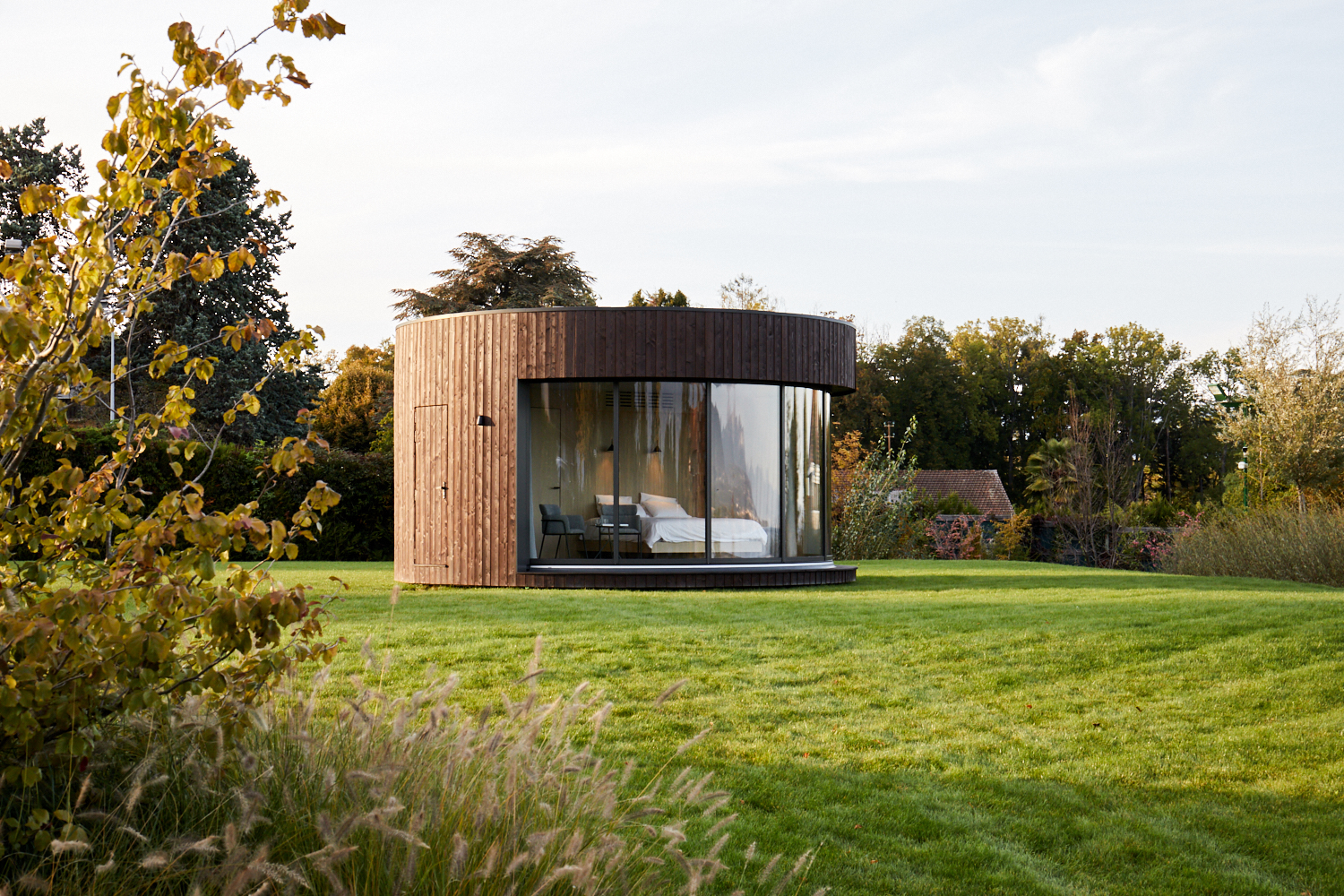 Malá chatka s originálním řešením | HOME