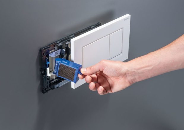 Nový modul Geberit DuoFresh. Inovativní jednotka odsávání zápachu ...